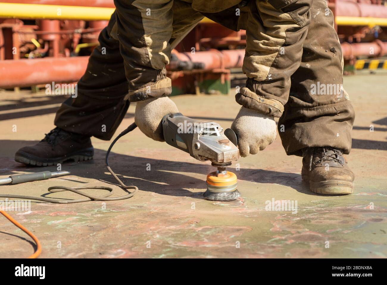 Dirty overalls hi-res stock photography and images - Alamy