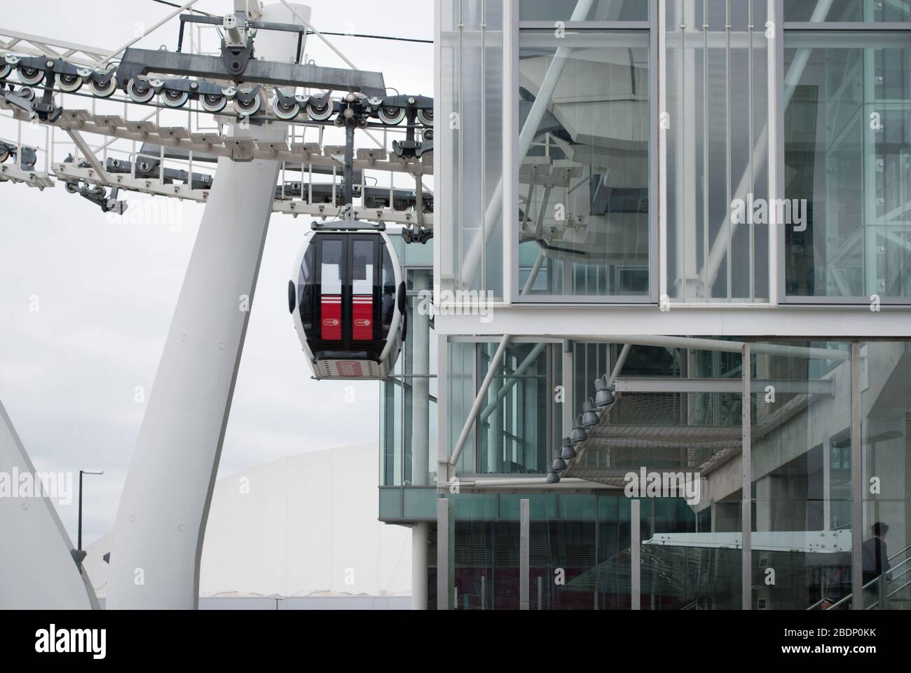 Cable Car Greenwich Peninsula Emirates Cable Car Terminal, Edmund ...
