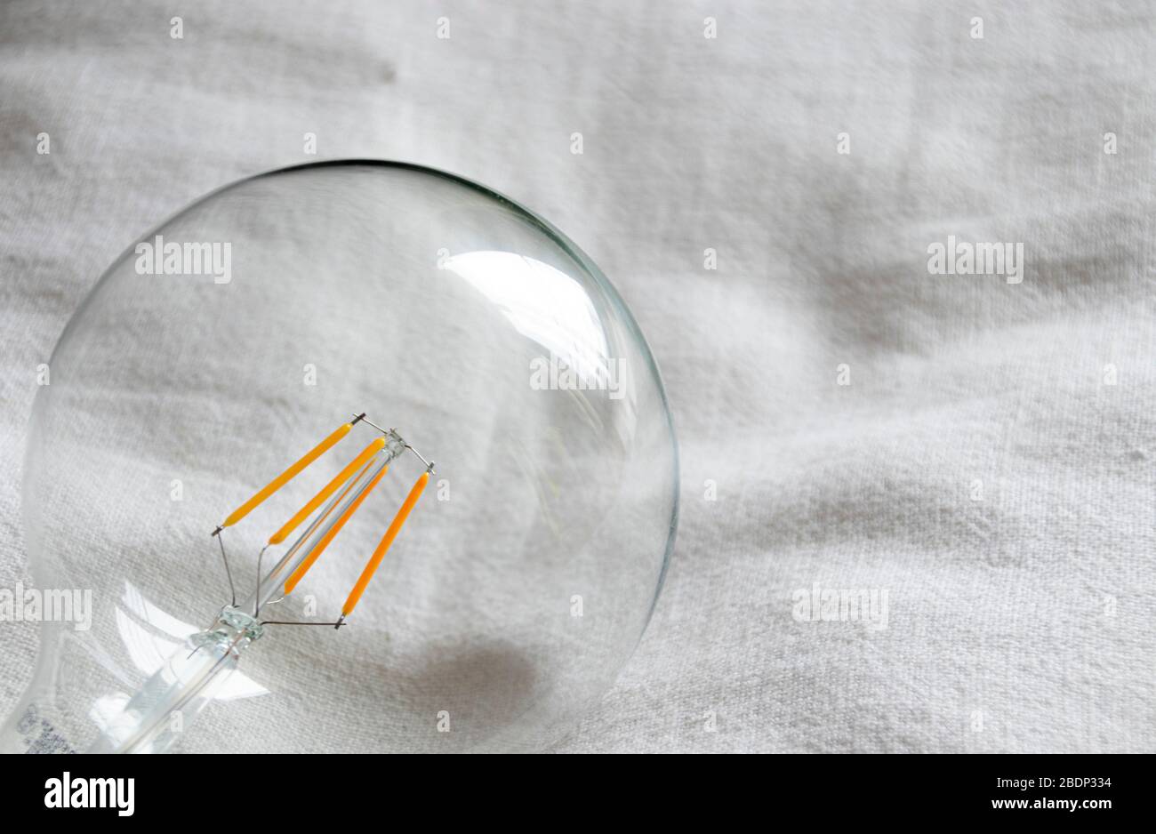 Big lightbulb hi-res stock photography and images - Alamy