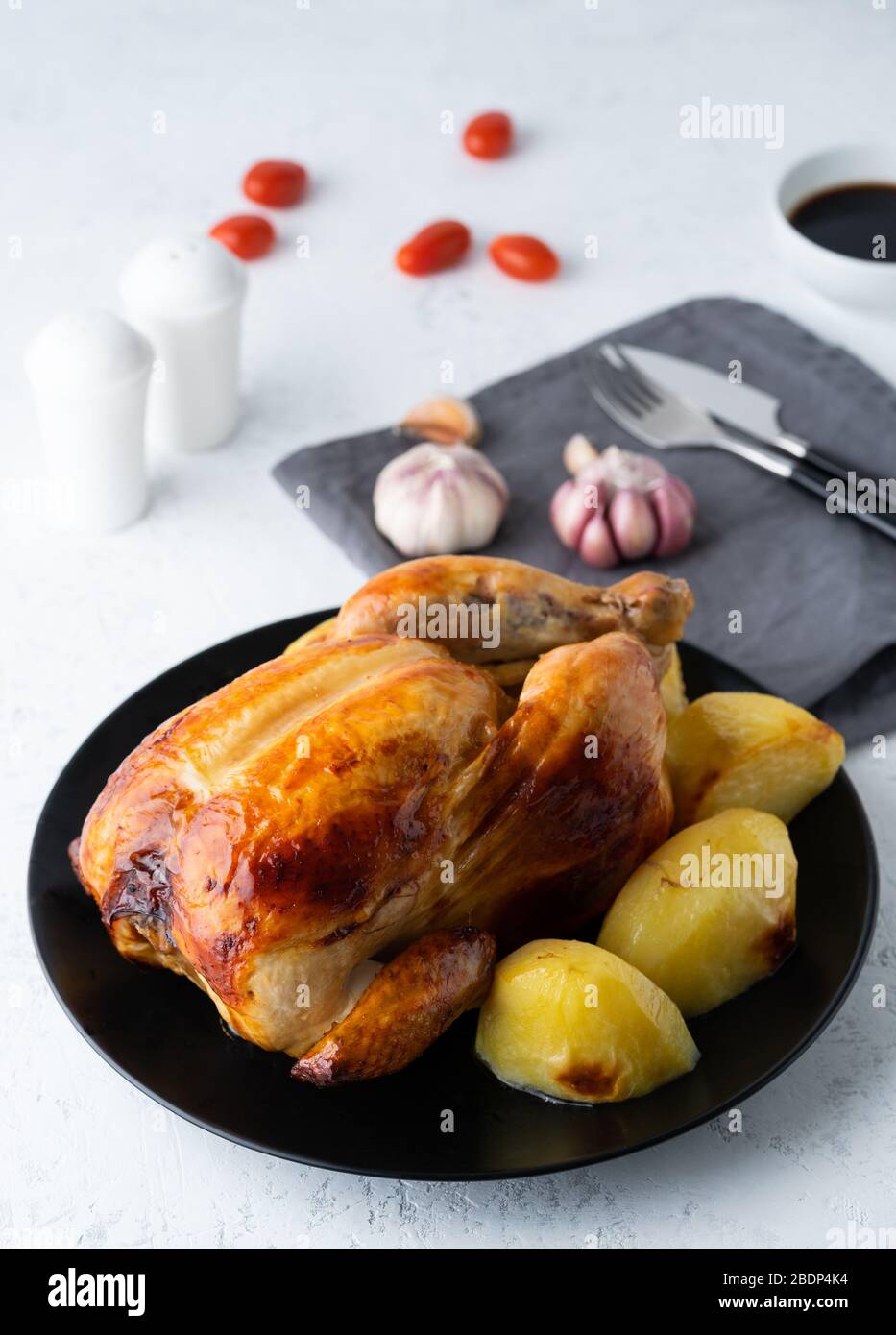 Grilled whole chicken side view hi-res stock photography and images - Alamy