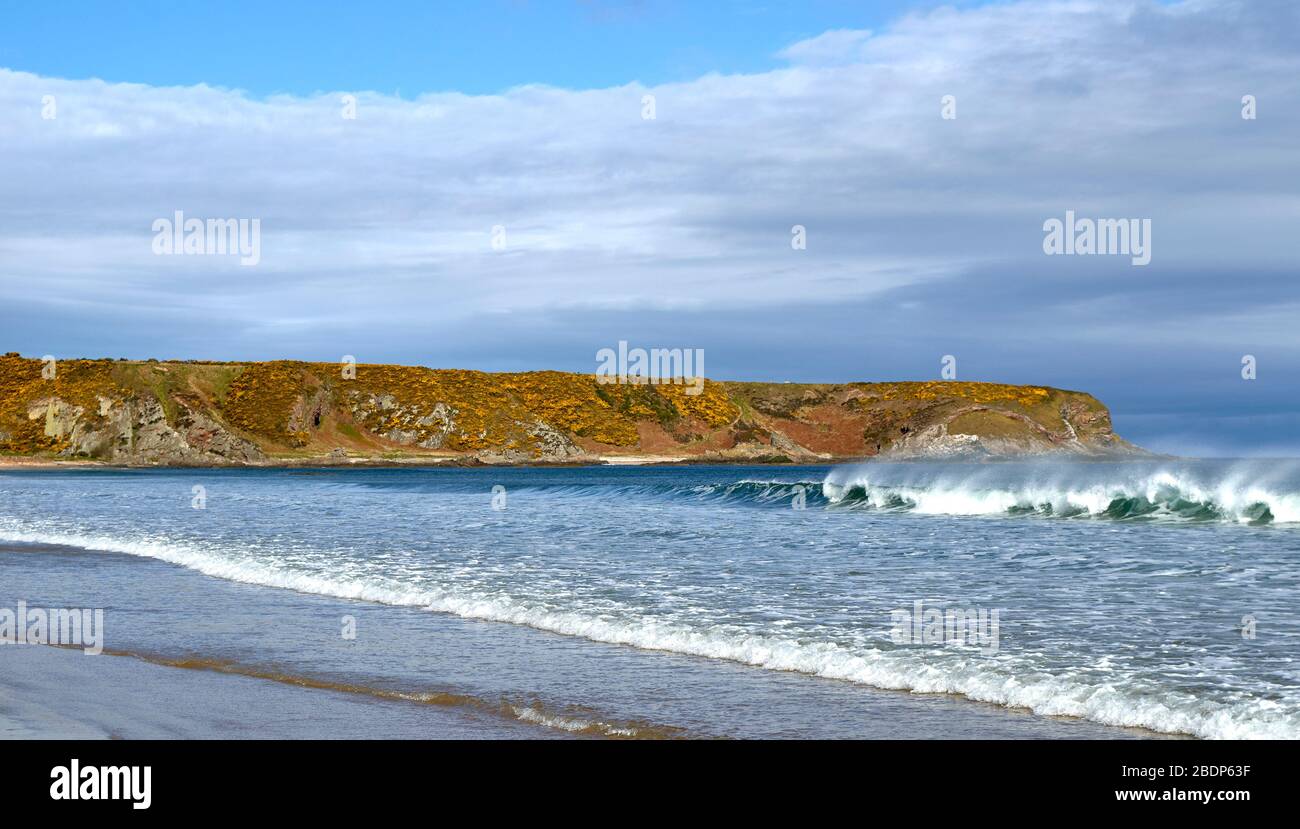 Cullen bay beach hi-res stock photography and images - Alamy