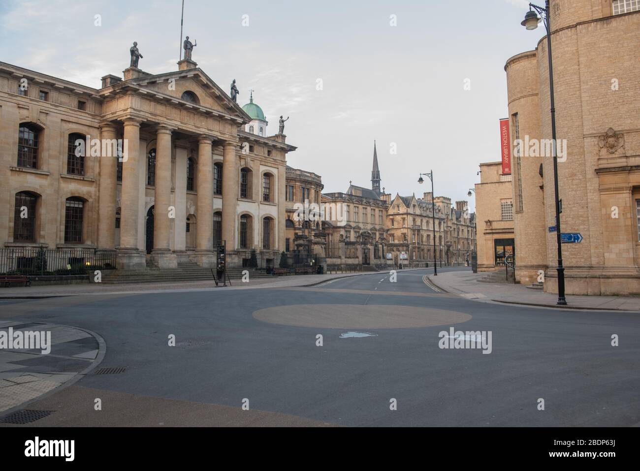 Entrance of bodleian library hi-res stock photography and images - Alamy