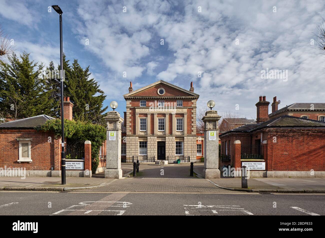 Old Royal Free Place, Hospital converted to housing estate in Islington ...