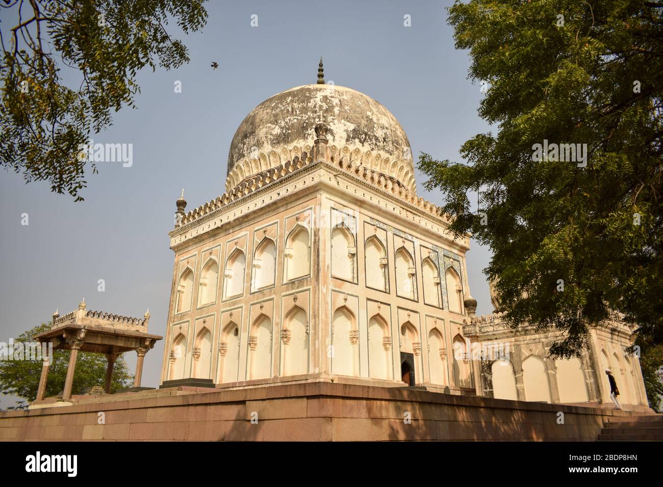 Sultan Quli Qutb Mulk's tomb was built in 1543. Seven Tombs Stock ...