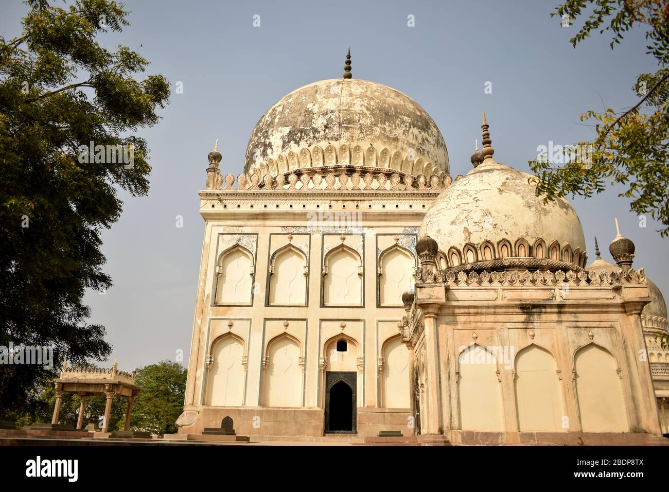 Sultan Quli Qutb Mulk's tomb was built in 1543. Seven Tombs Stock ...