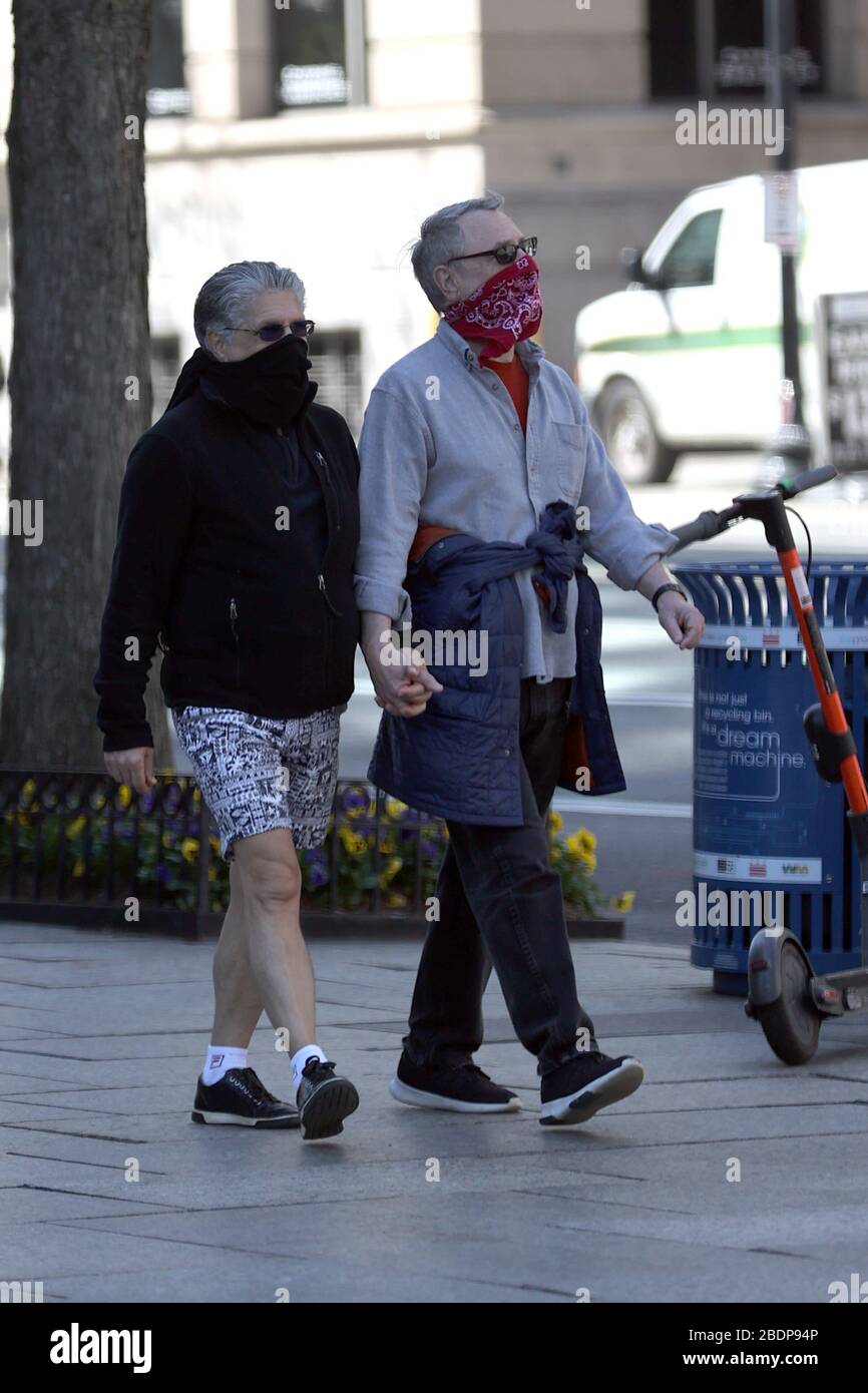Washington, DC, USA. 8th Apr, 2020. Couple seen in self-made face ...