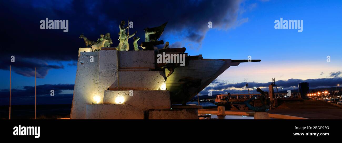 Monument to the Crew of the Goleta Ancud at night, Av. Cristobal Colón ...