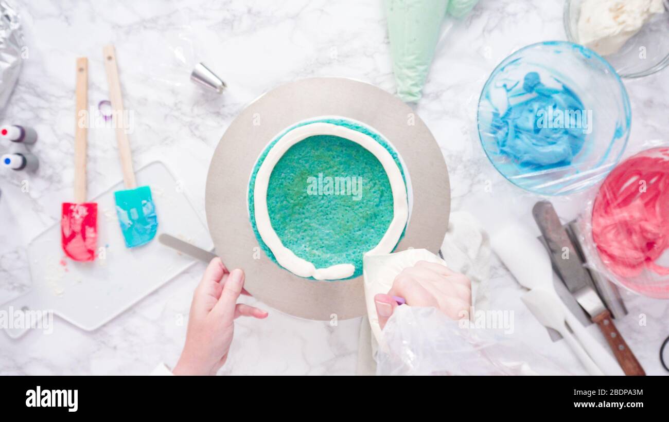 Stacking cake layers create hi-res stock photography and images - Alamy