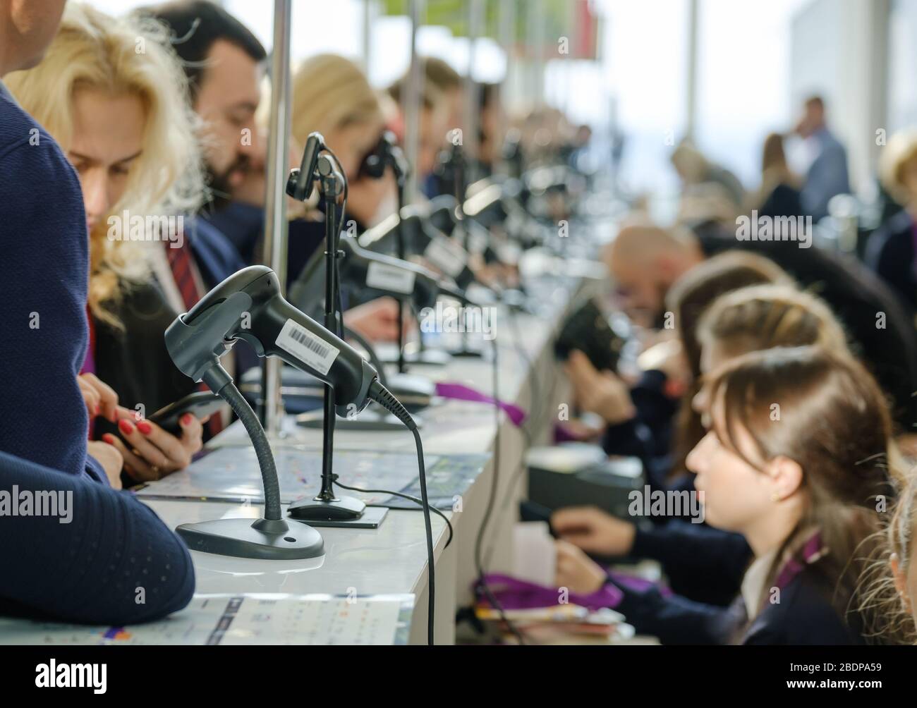 Conference registration desk hi-res stock photography and images - Alamy