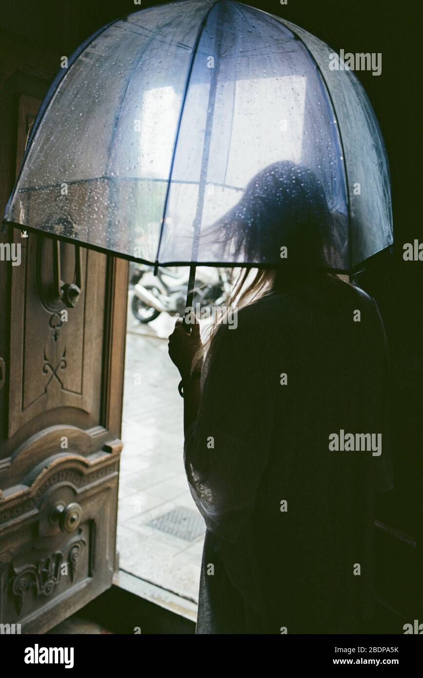 Waiting out the rain Stock Photo - Alamy