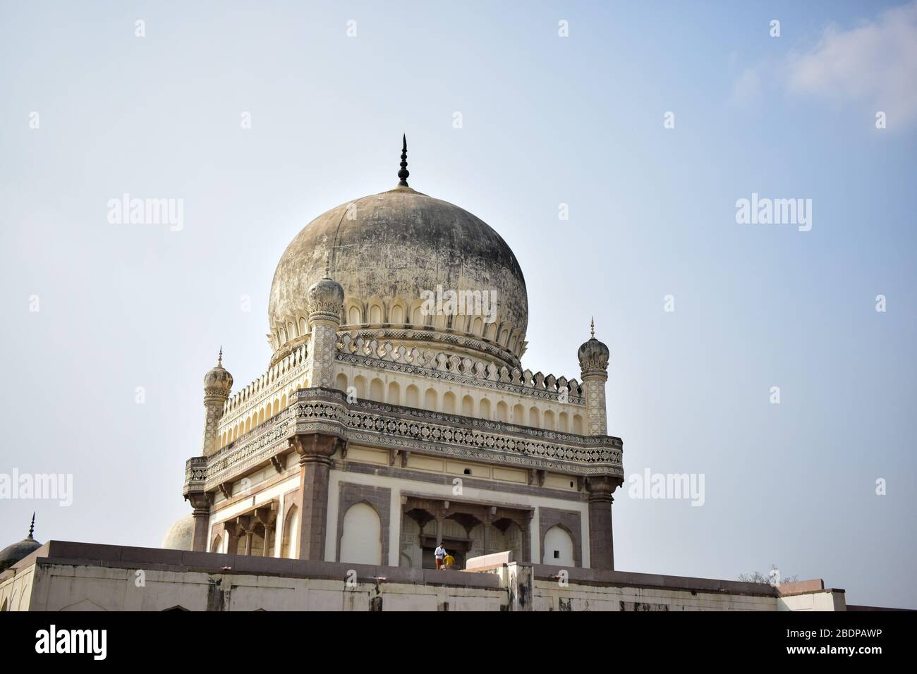 Sultan Quli Qutb Mulk's tomb was built in 1543. Seven Tombs Stock ...