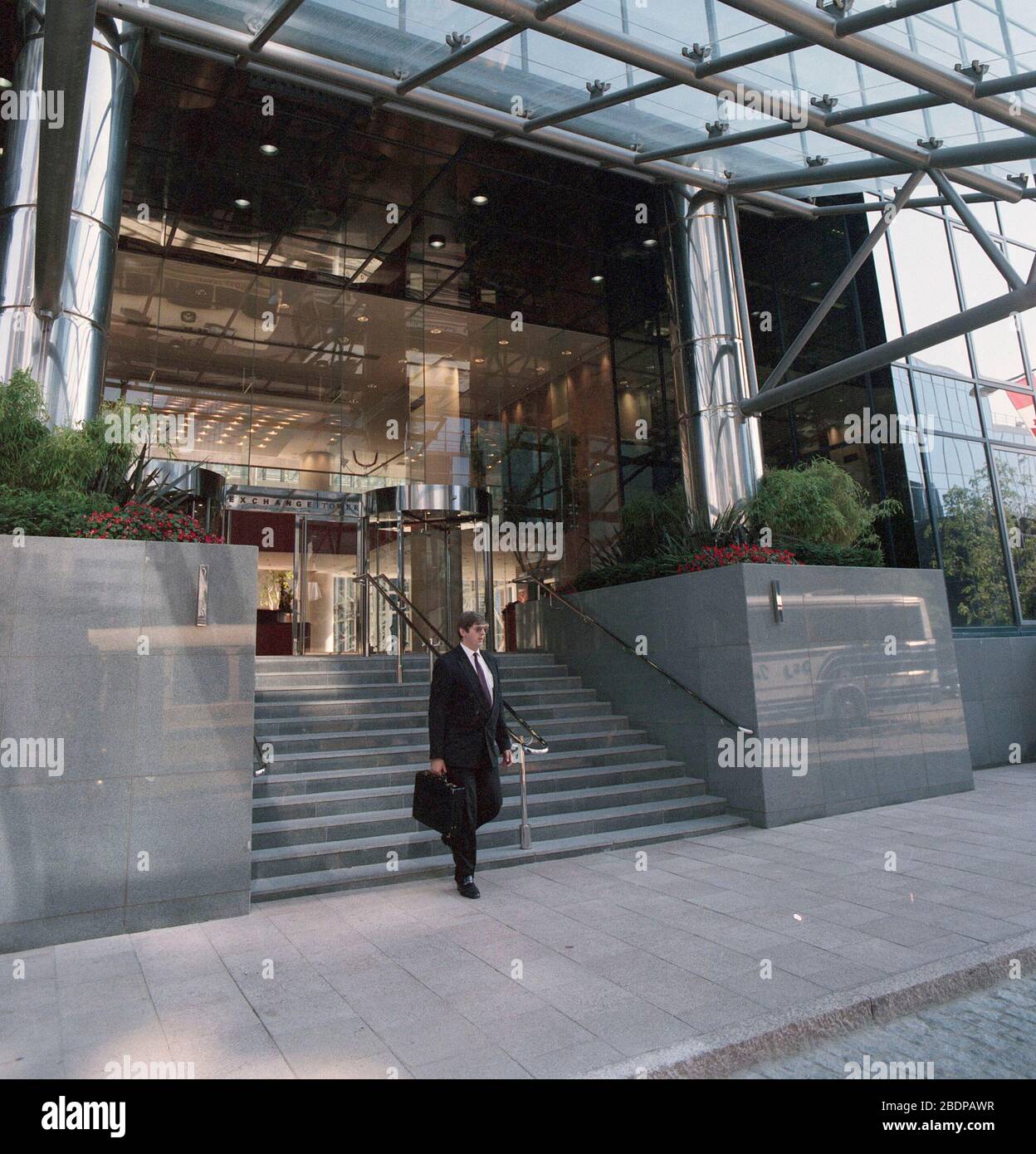 1990, smartly dressed office workers in the city of London, UK Stock ...
