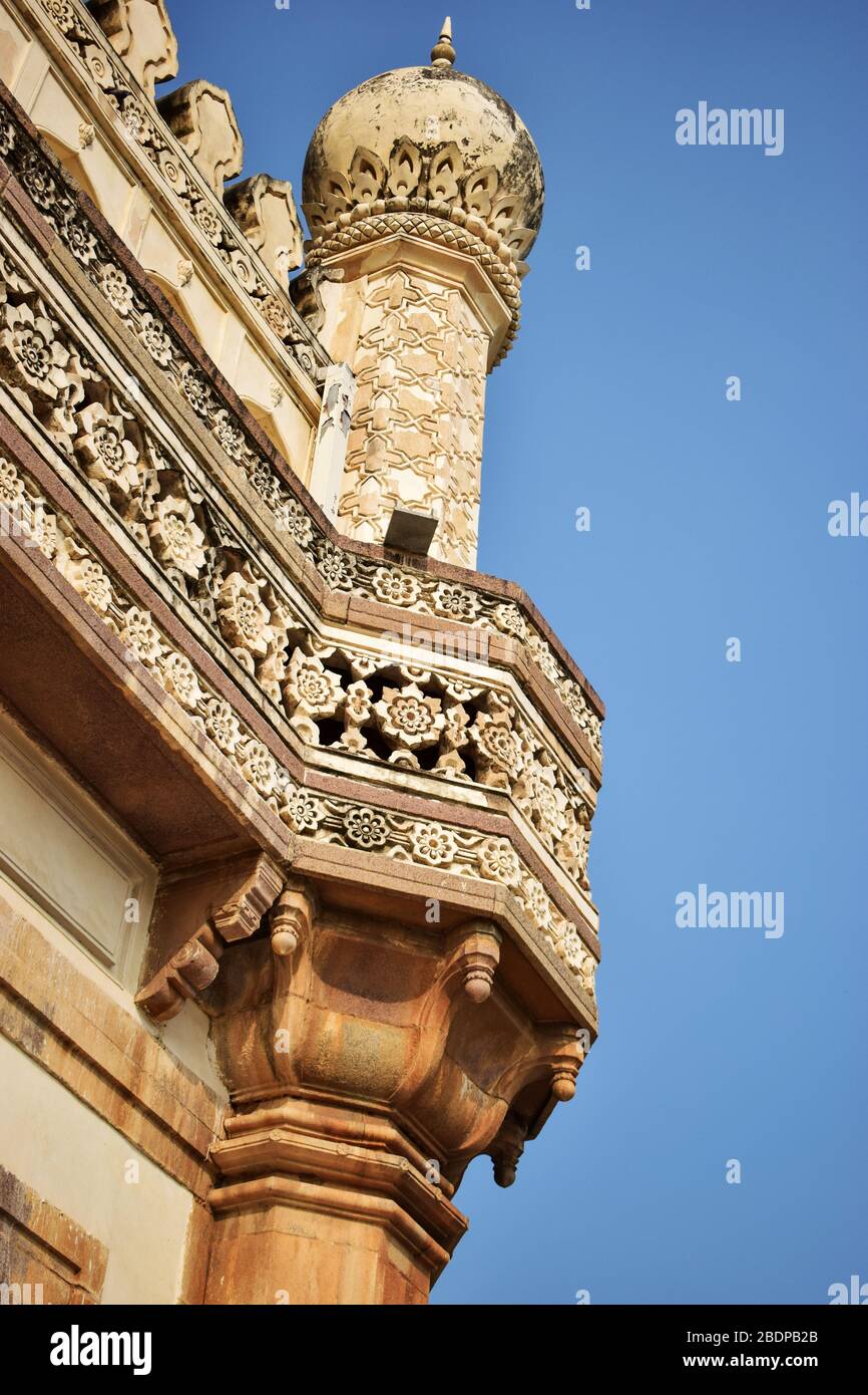 Sultan Quli Qutb Mulk's tomb was built in 1543. Seven Tombs Stock ...