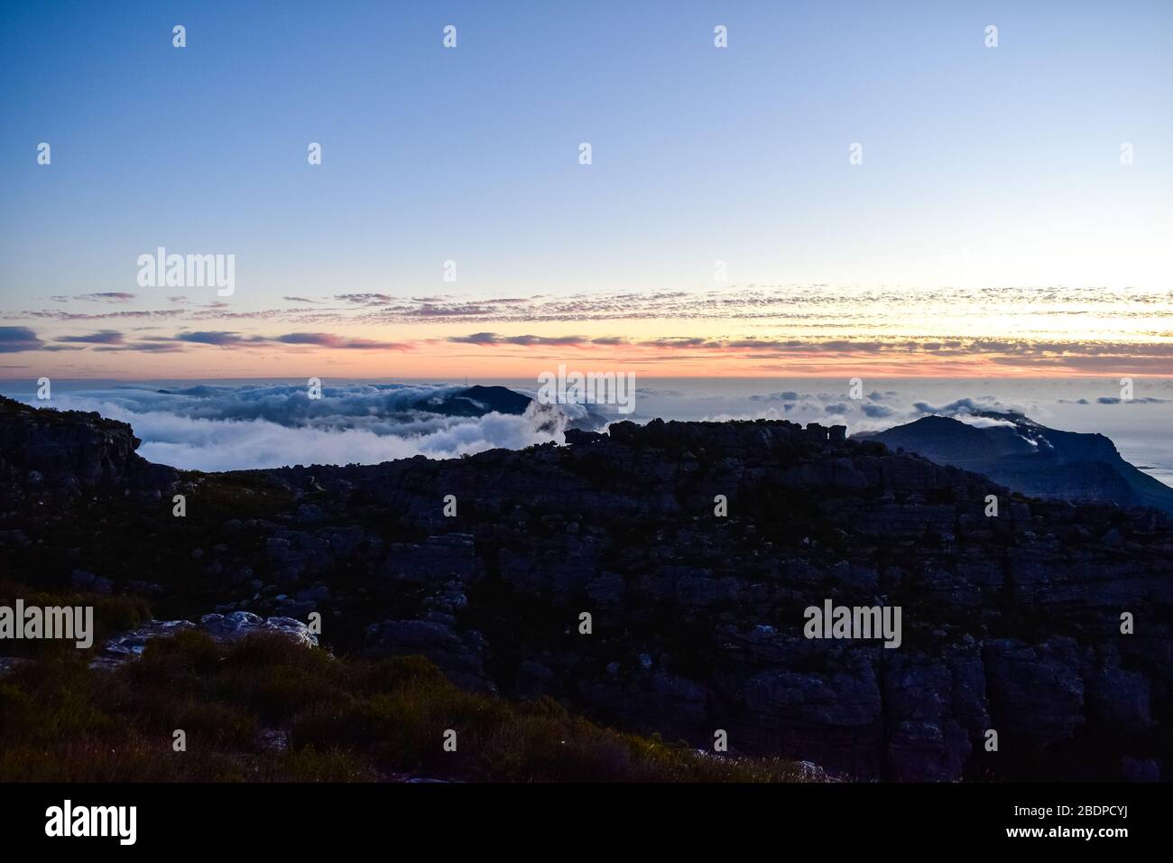 Sunset table mountain hi-res stock photography and images - Alamy