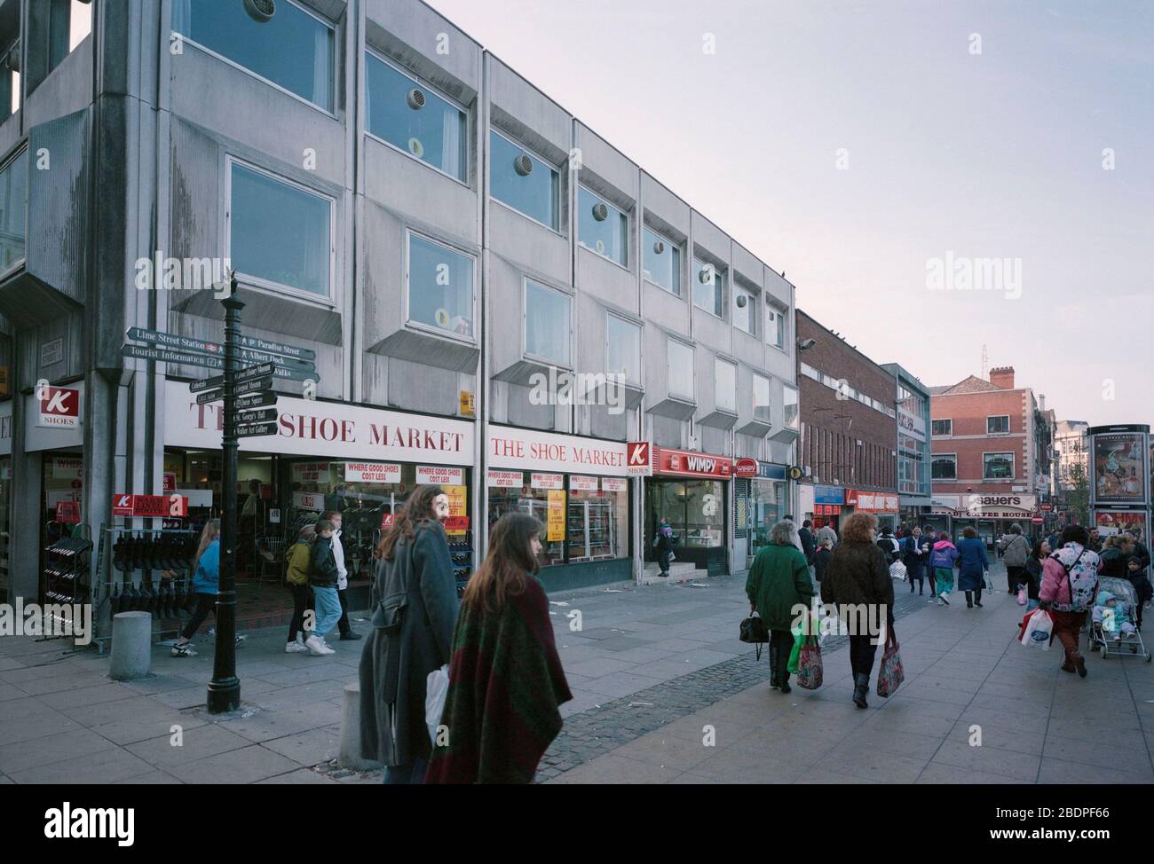 1993 liverpool city centre hi-res stock photography and images - Alamy