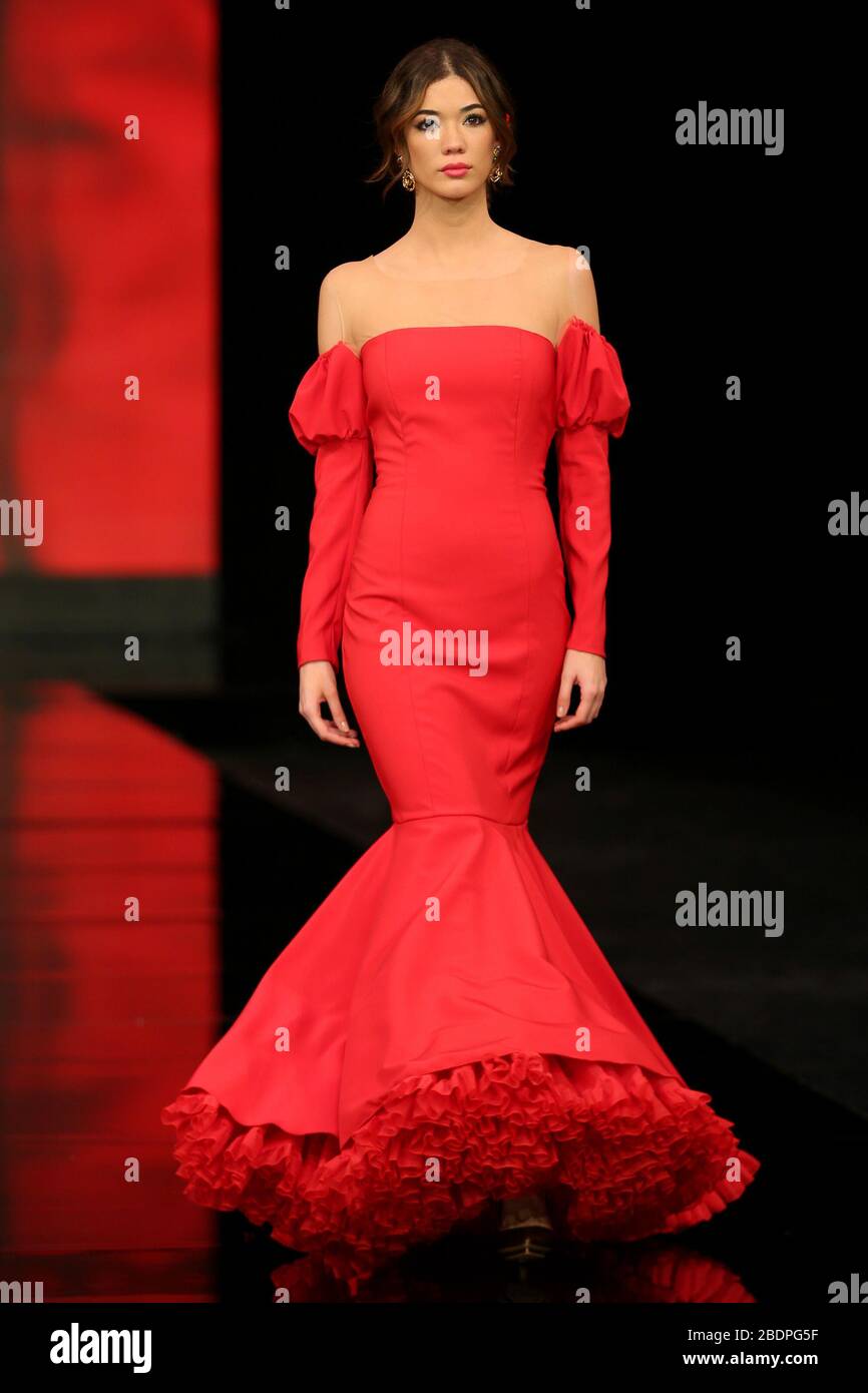 Lunares de tierra hi-res stock photography and images - Alamy