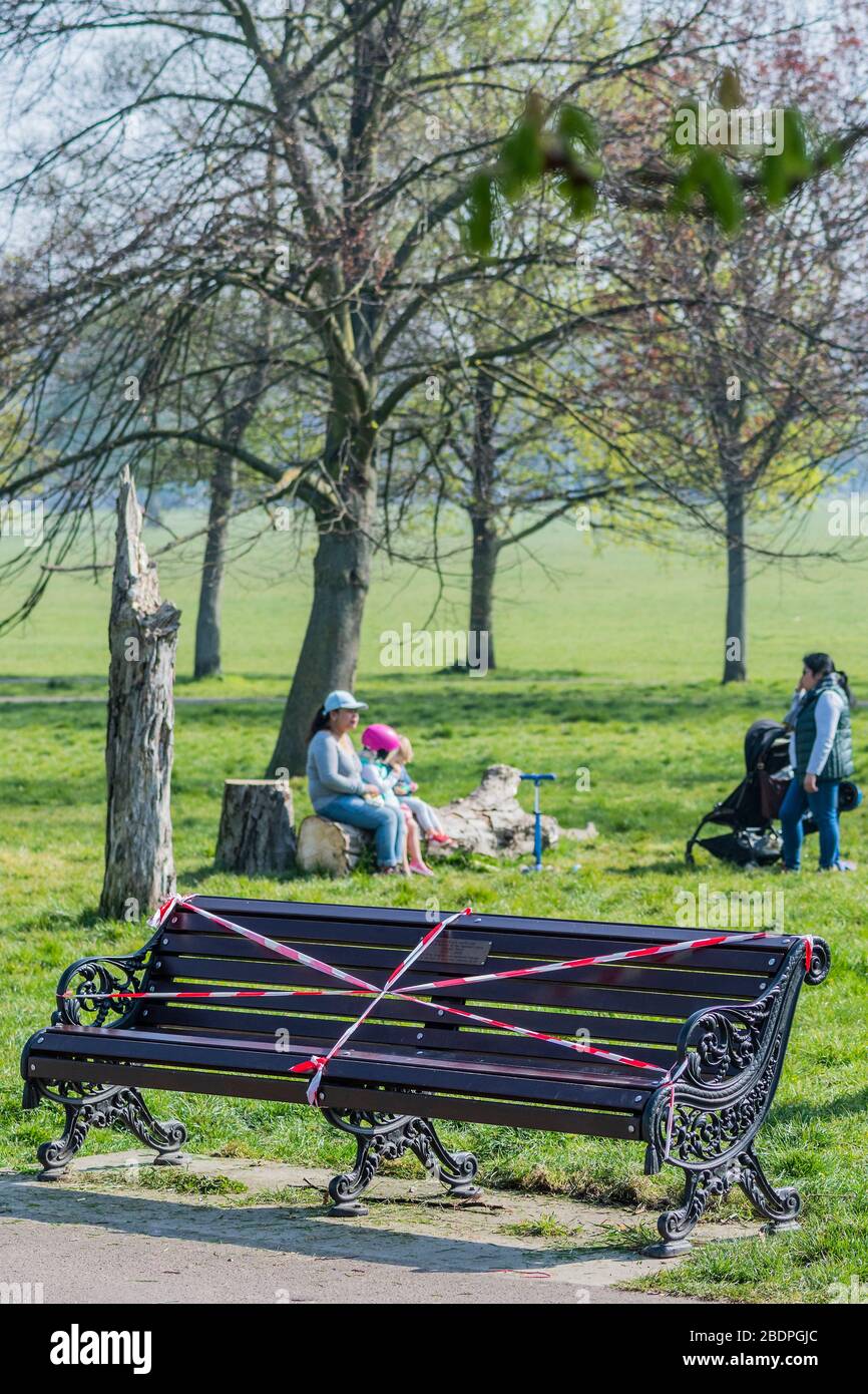 Somewhere to sit hi-res stock photography and images - Alamy