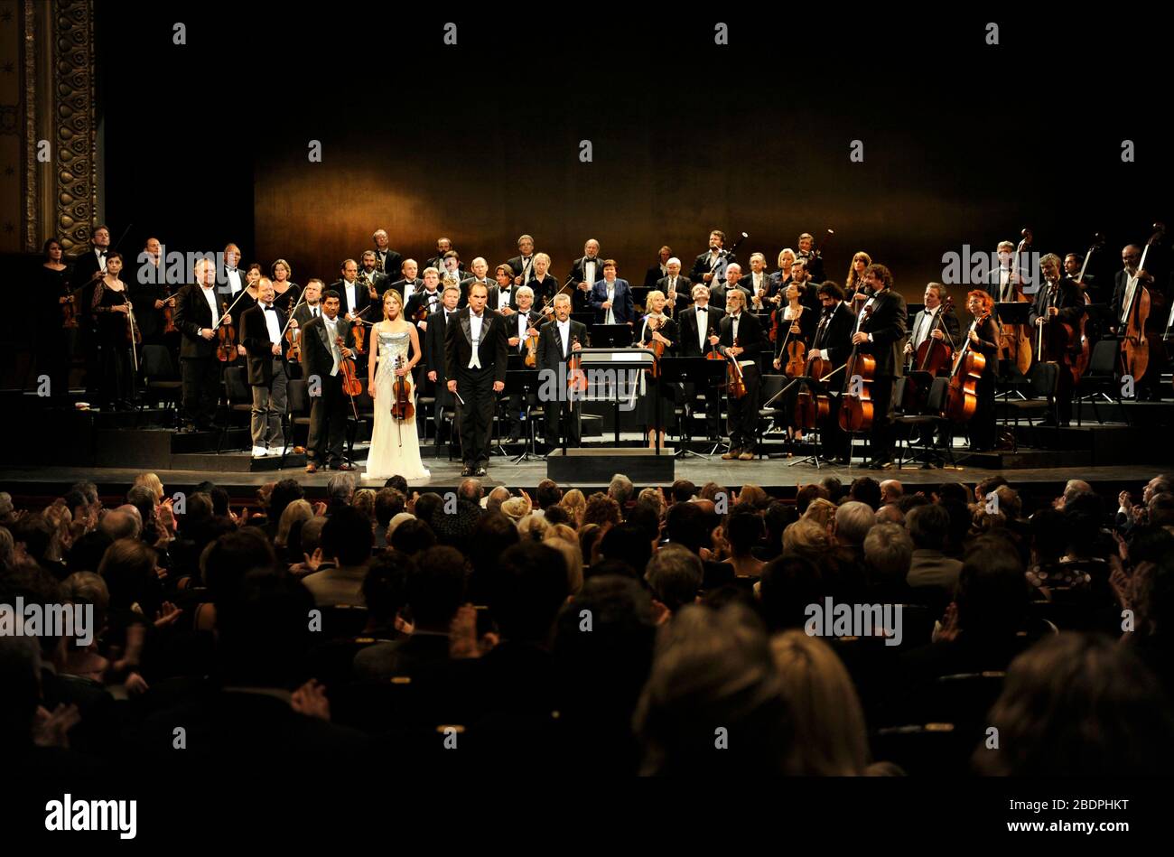 2009 concert hi-res stock photography and images - Alamy