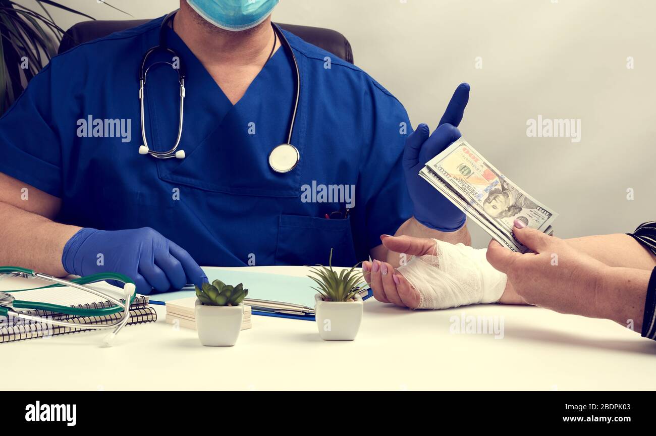 Man holding out hand stop hi-res stock photography and images - Alamy