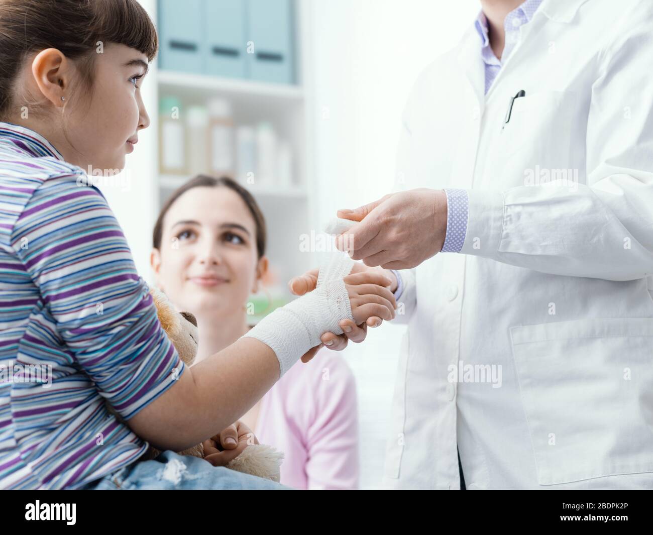 First aid kid hi-res stock photography and images - Alamy