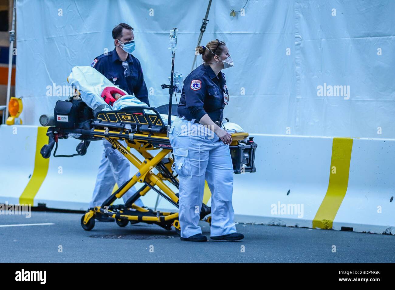 101 ambulance hi-res stock photography and images - Alamy