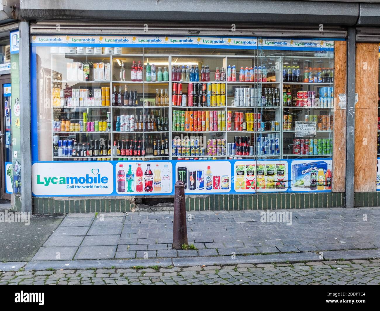 Nightshop belgium hi-res stock photography and images - Alamy