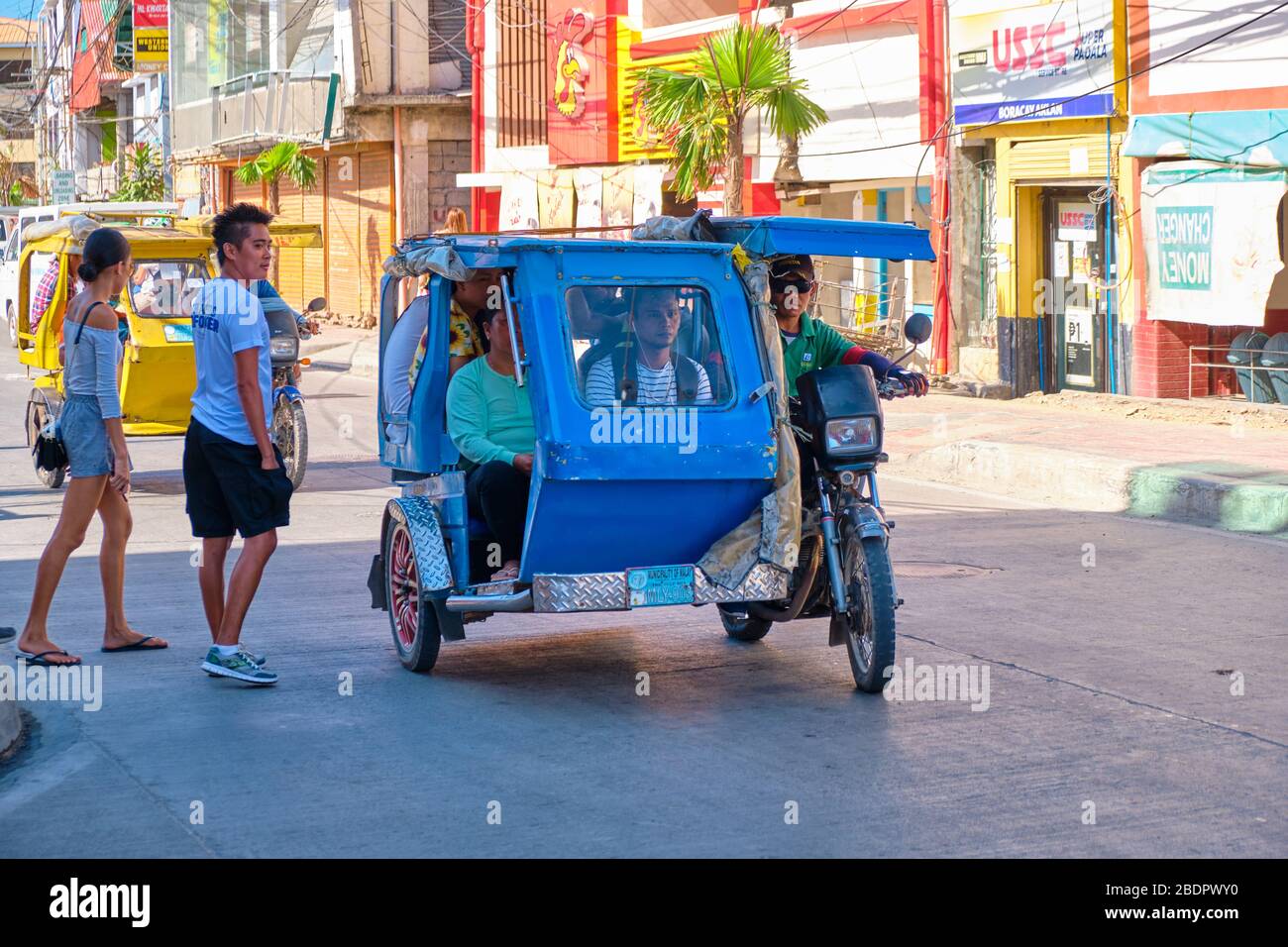Filipino traffic tricycle street hi-res stock photography and images ...