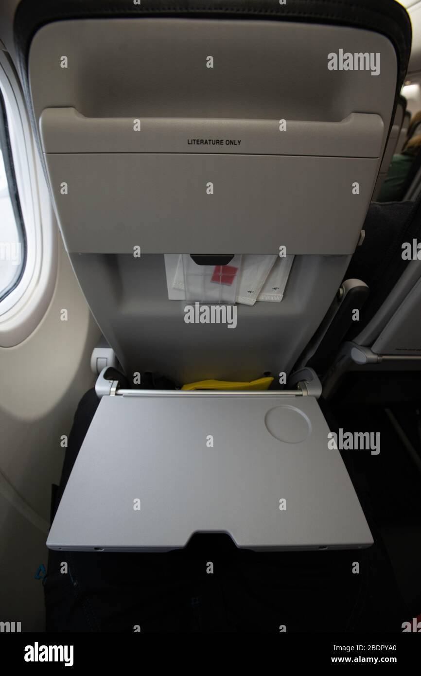 Airplane food tray hi-res stock photography and images - Alamy