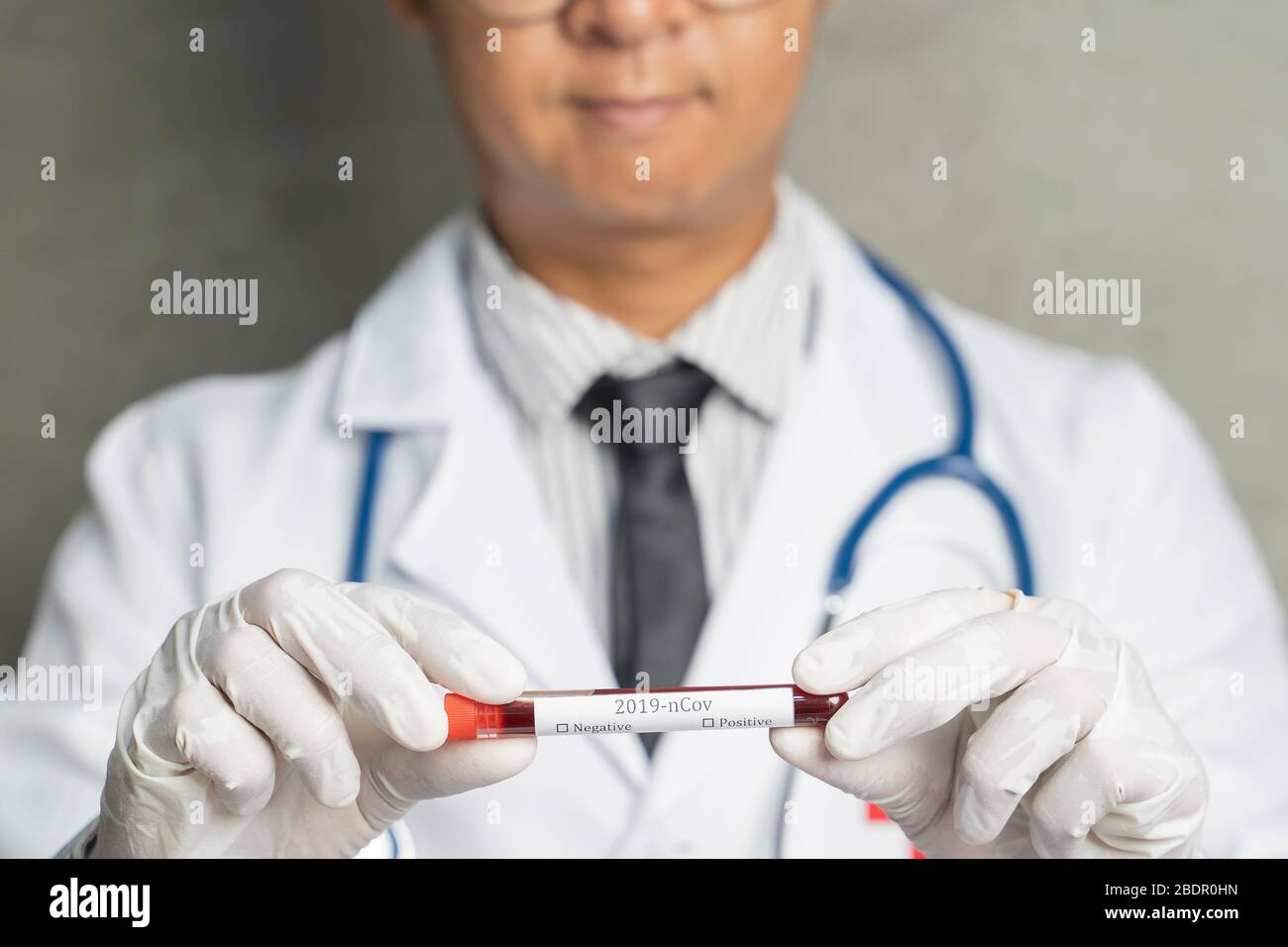 Female patient hospital blood sample hi-res stock photography and ...