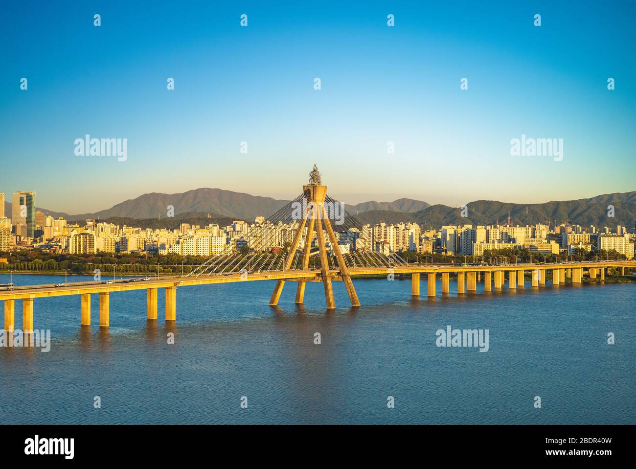 Scenery of han river in seoul, south korea Stock Photo - Alamy