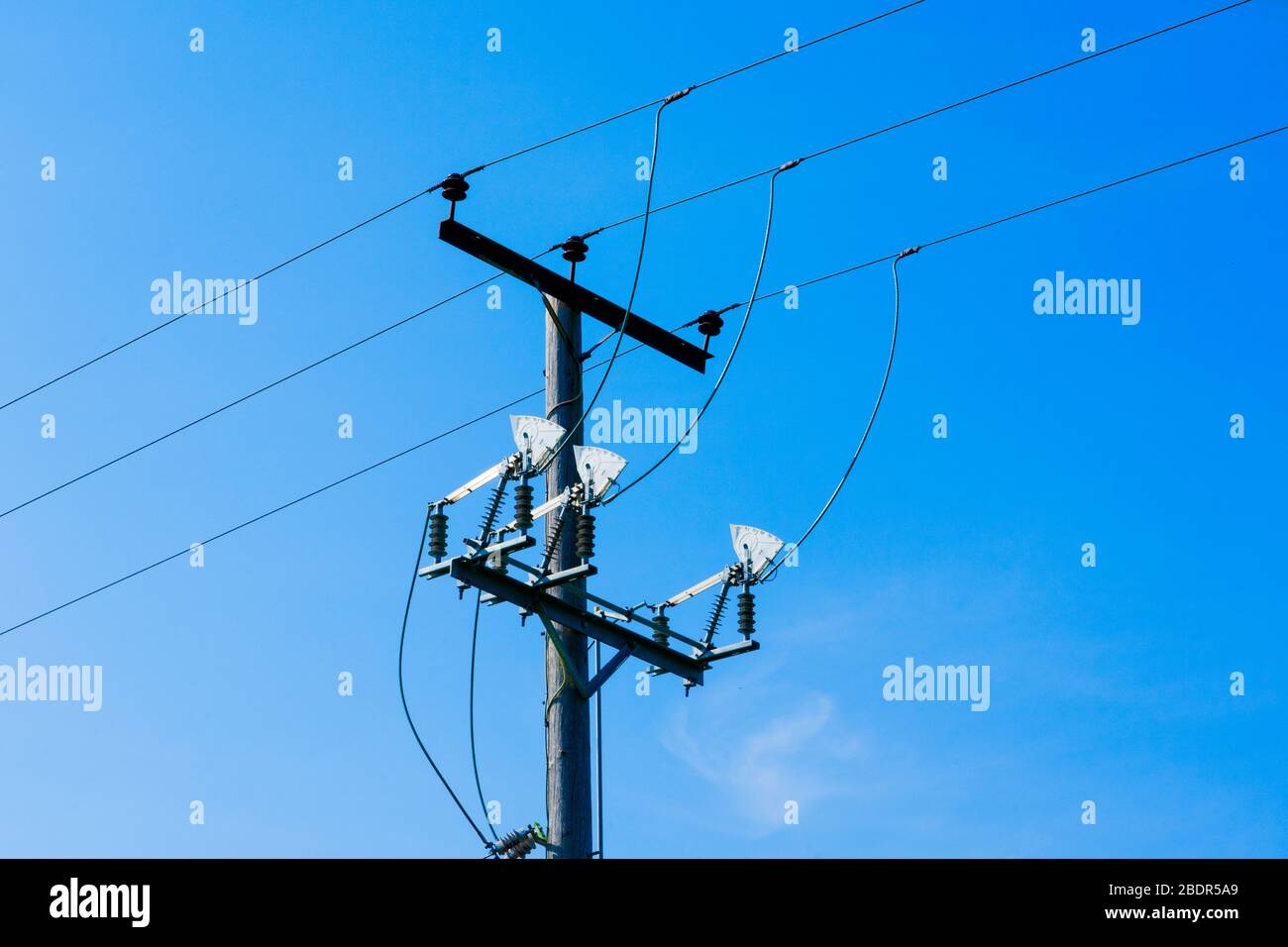 Electric transmission lines wooden poles hi-res stock photography and ...