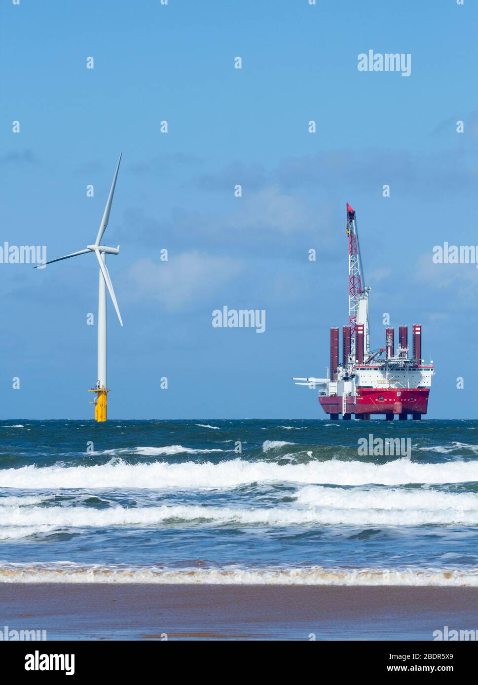 Jack Up rig, MPI Adventure, installing offshore wind turbines at Redcar ...