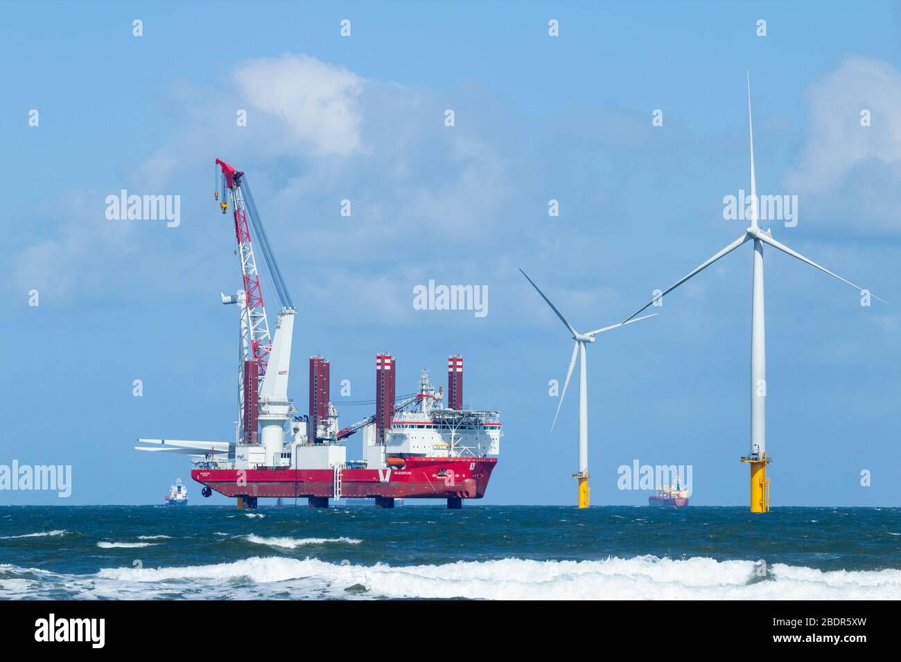 Offshore wind turbines hi-res stock photography and images - Alamy