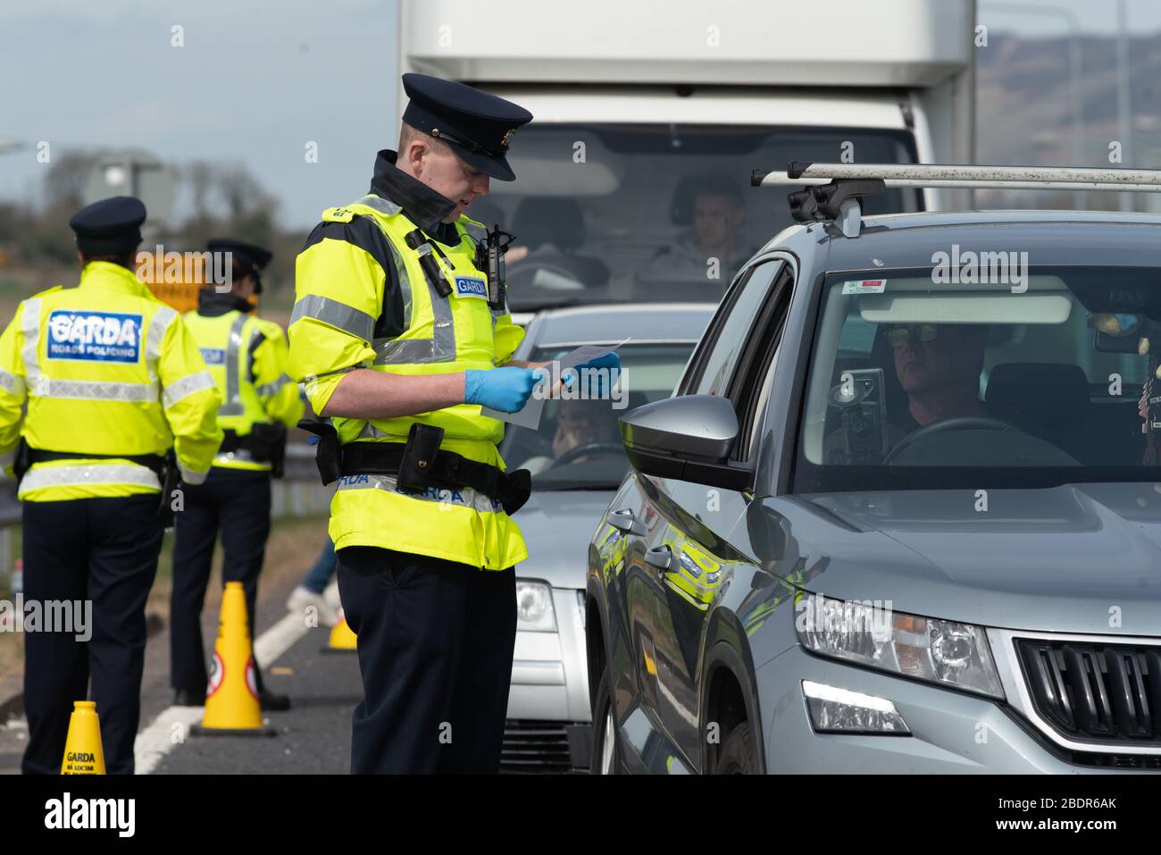 Garda armed support unit hi-res stock photography and images - Alamy