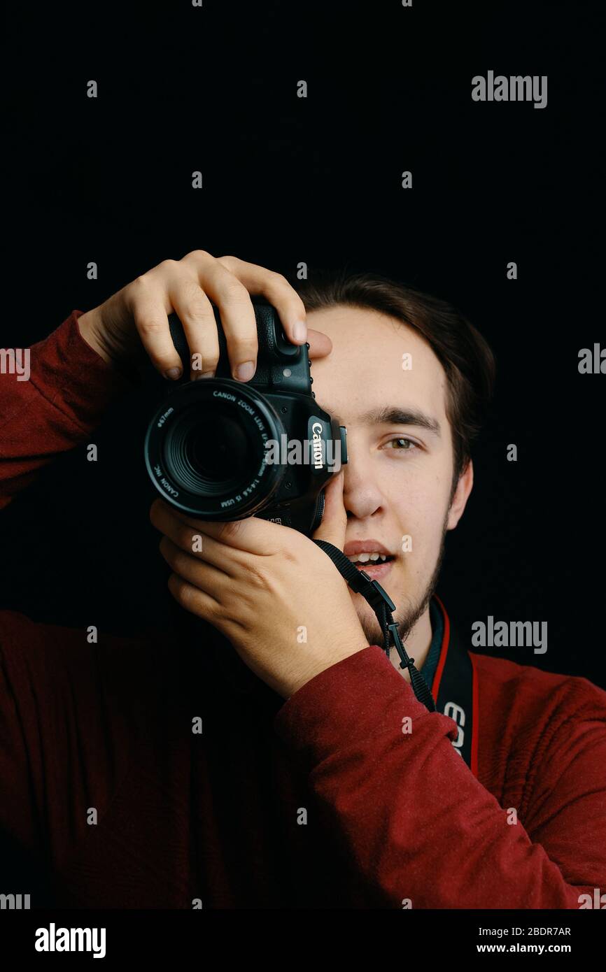 Real shooting pictures hi-res stock photography and images - Alamy