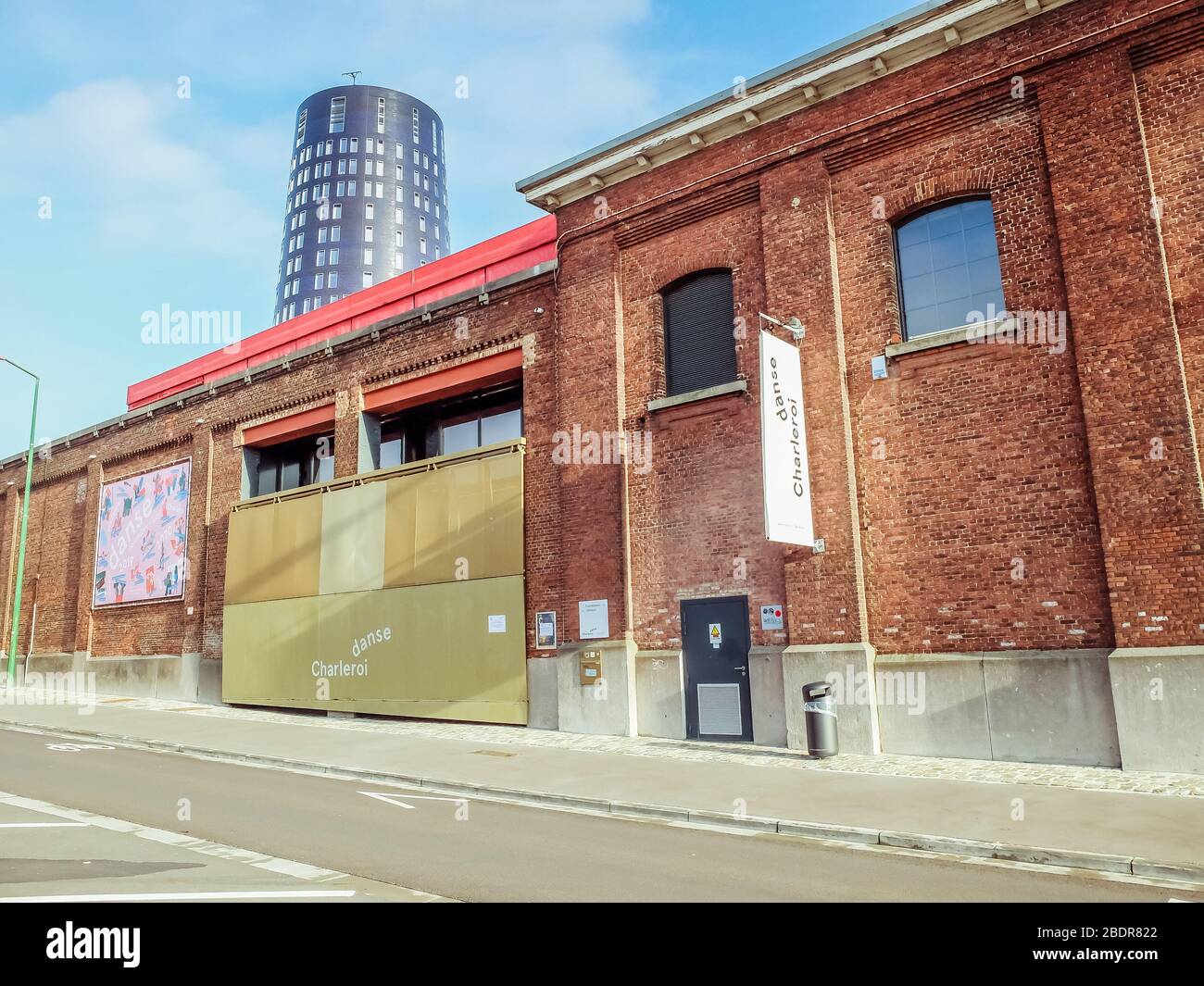 Charleroi street art hi-res stock photography and images - Alamy