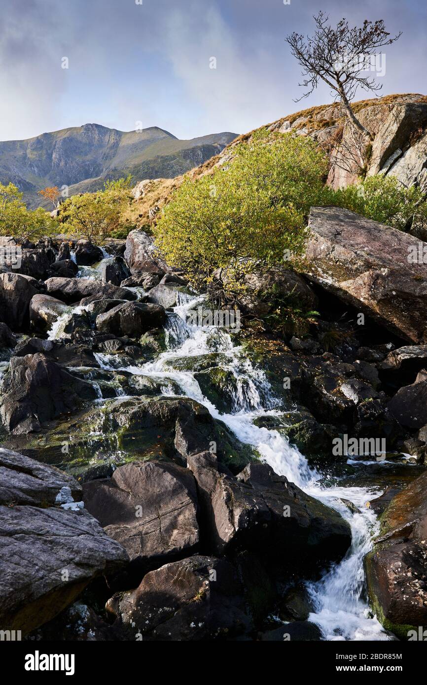 Lyn idwal waterfalls hi-res stock photography and images - Alamy