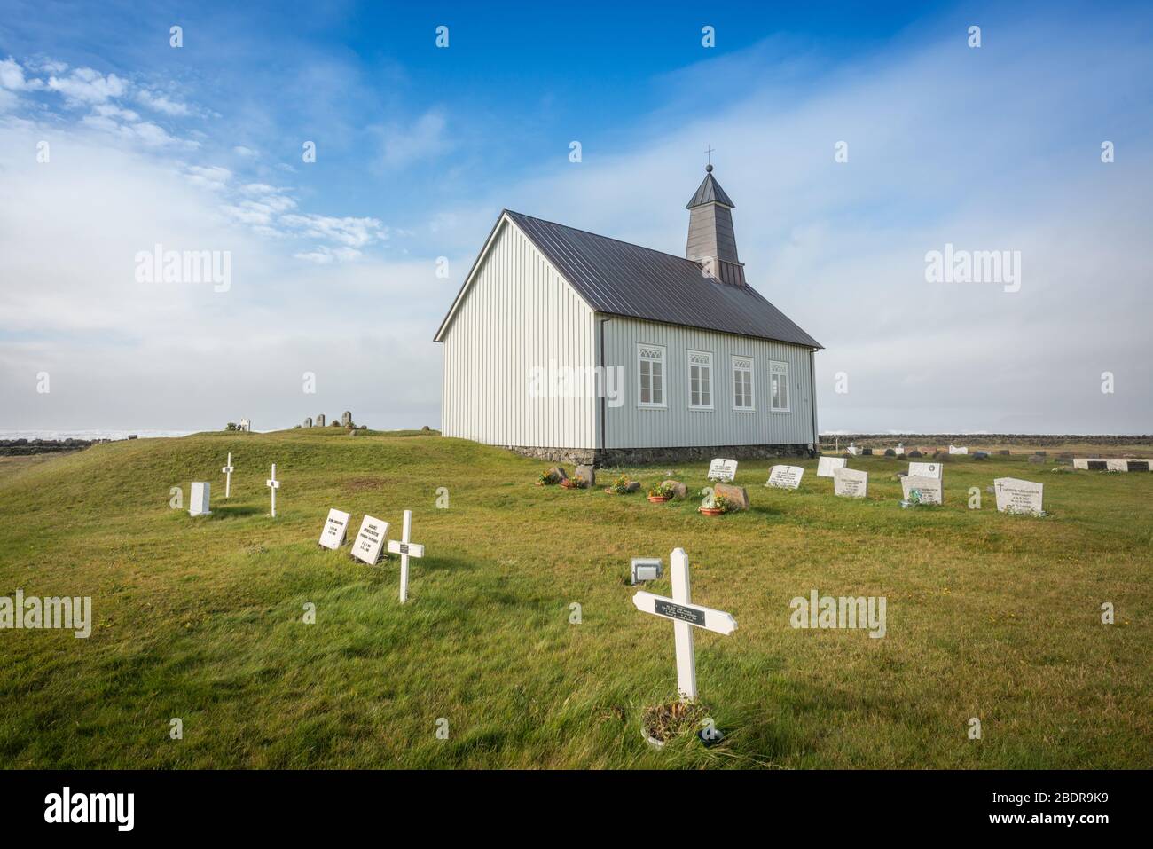 Little church in the green hi-res stock photography and images - Alamy