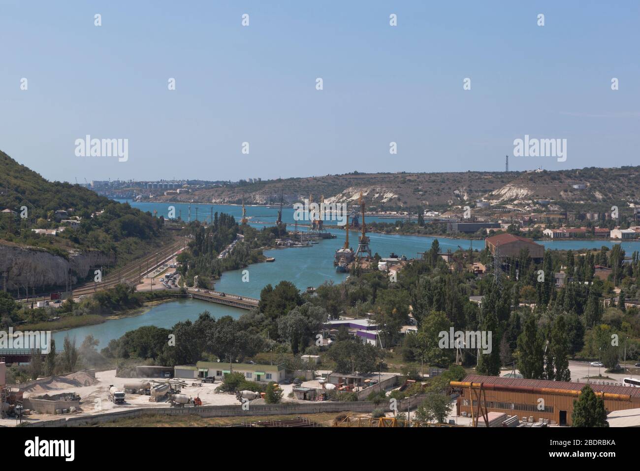 Reinforced concrete railroad bridge hi-res stock photography and images ...