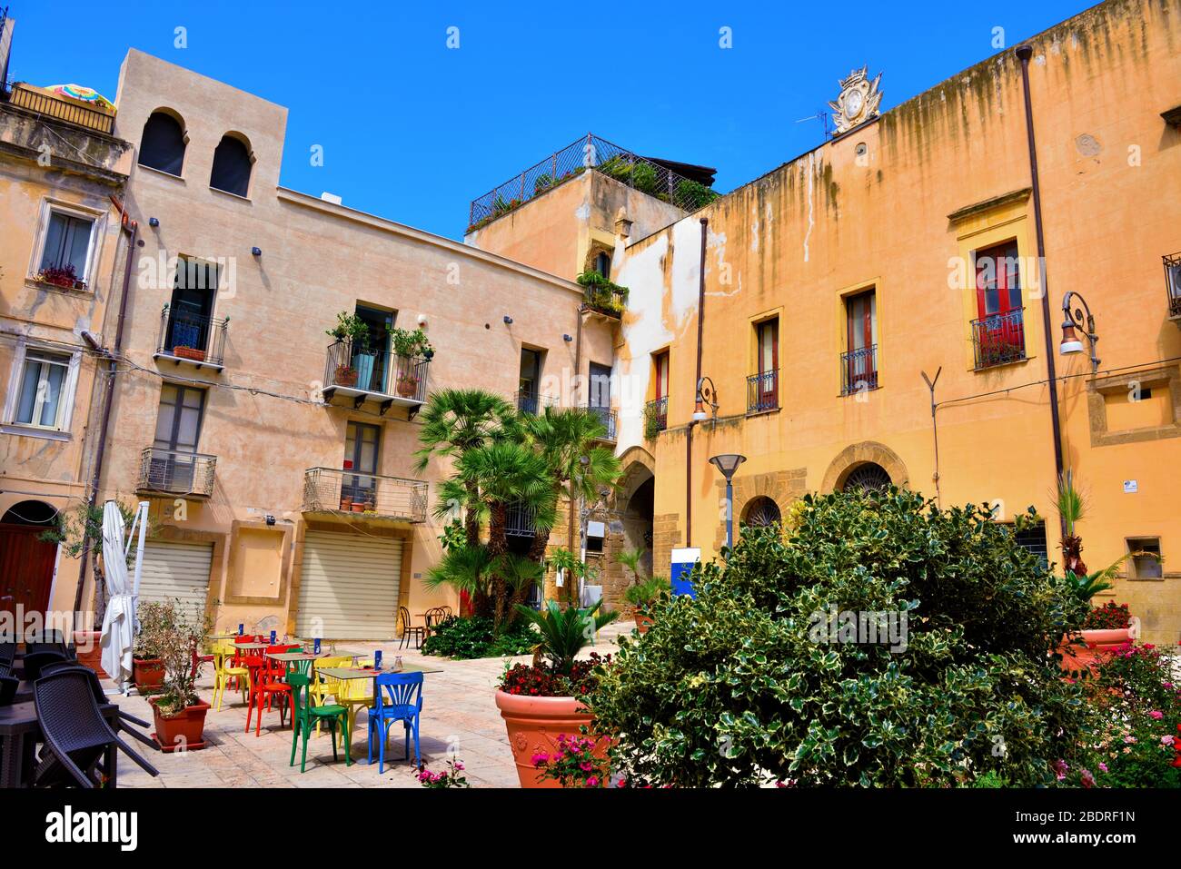 historic houses of Sciacca Sicily Italy Stock Photo - Alamy
