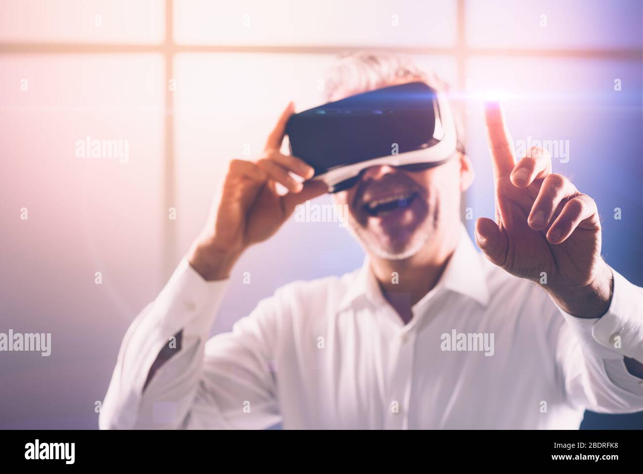 3d virtual reality viewer hi-res stock photography and images - Alamy