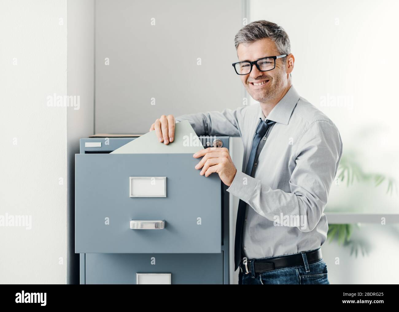 Executive office records hi-res stock photography and images - Alamy