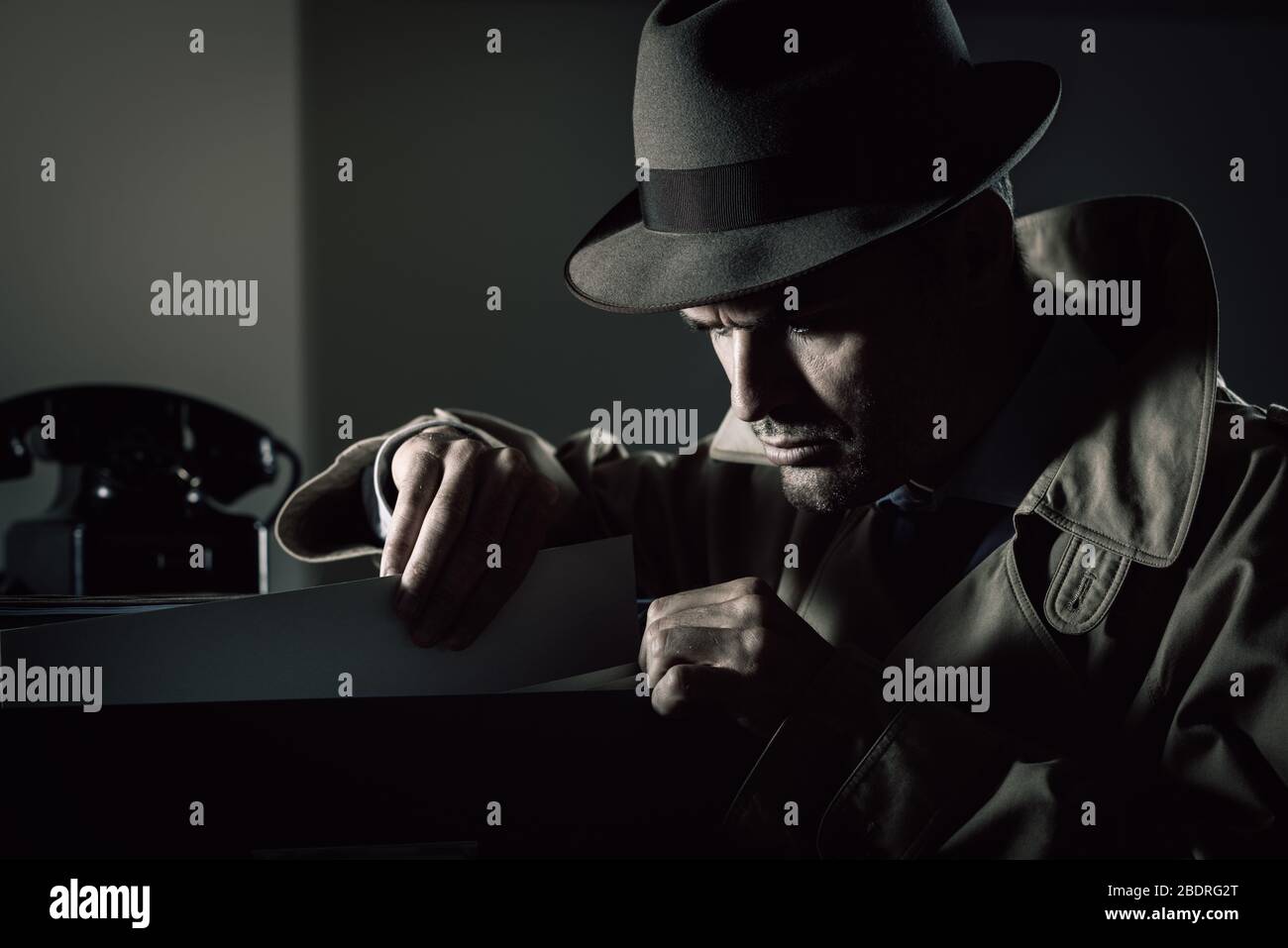 Spying 1950s hi-res stock photography and images - Alamy