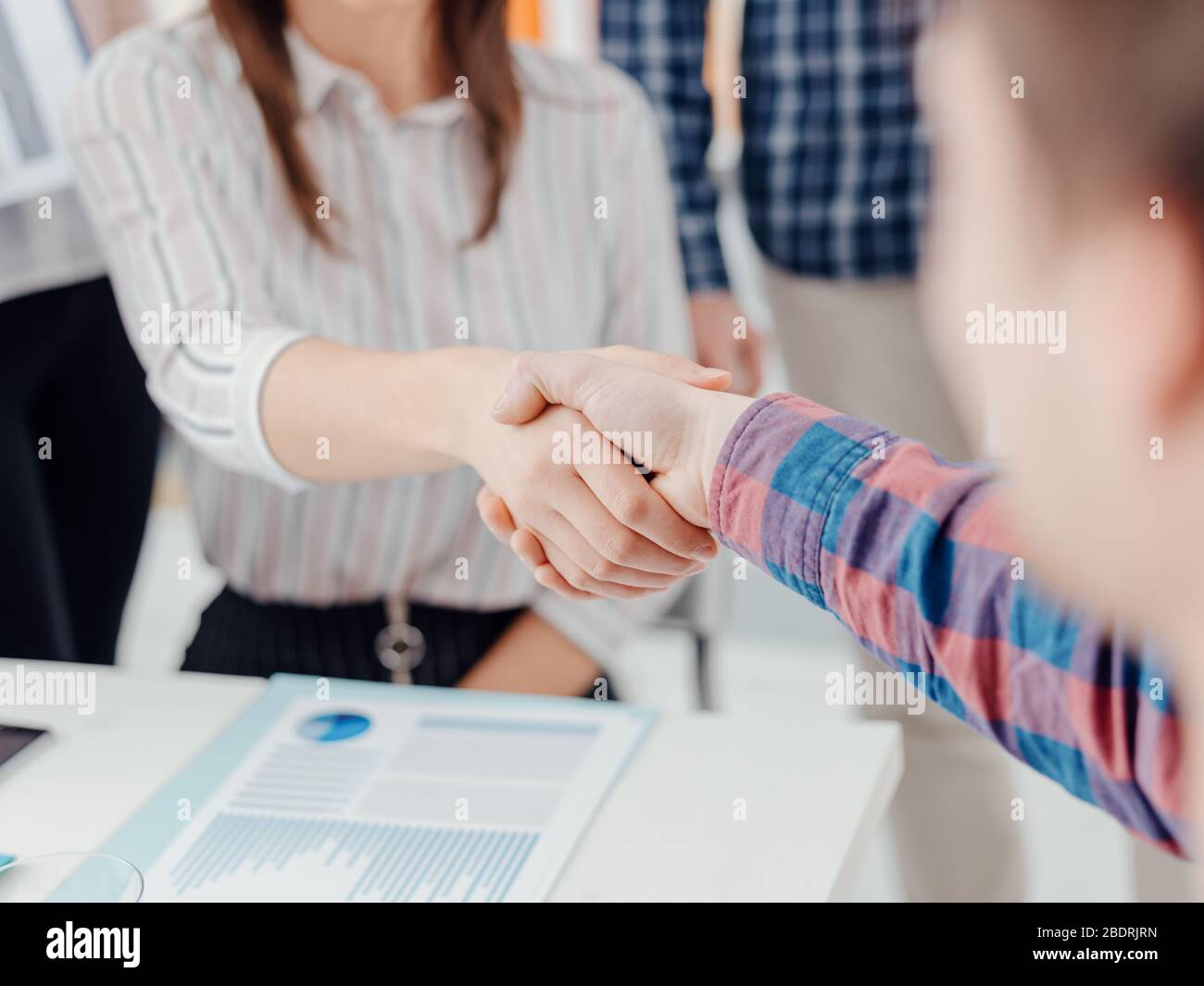 Students Shaking Hands University High Resolution Stock Photography and ...