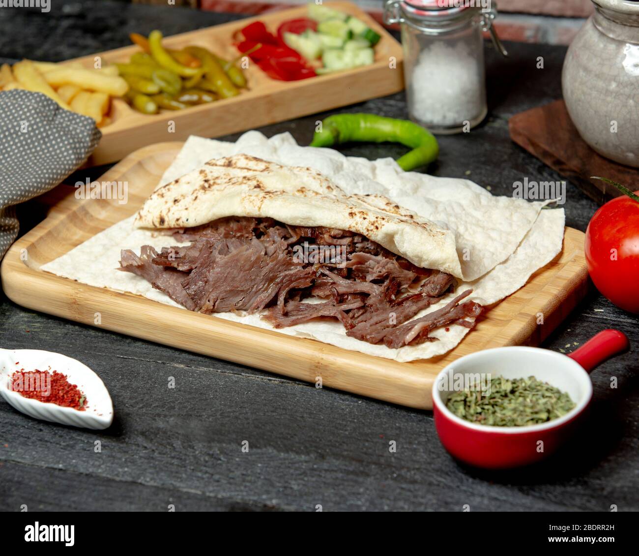 beef doner slices served in flatbread Stock Photo - Alamy