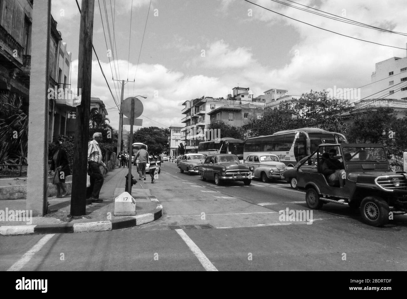 Bus cars American jeep Cuba Havana car old Buick historic busy walking ...
