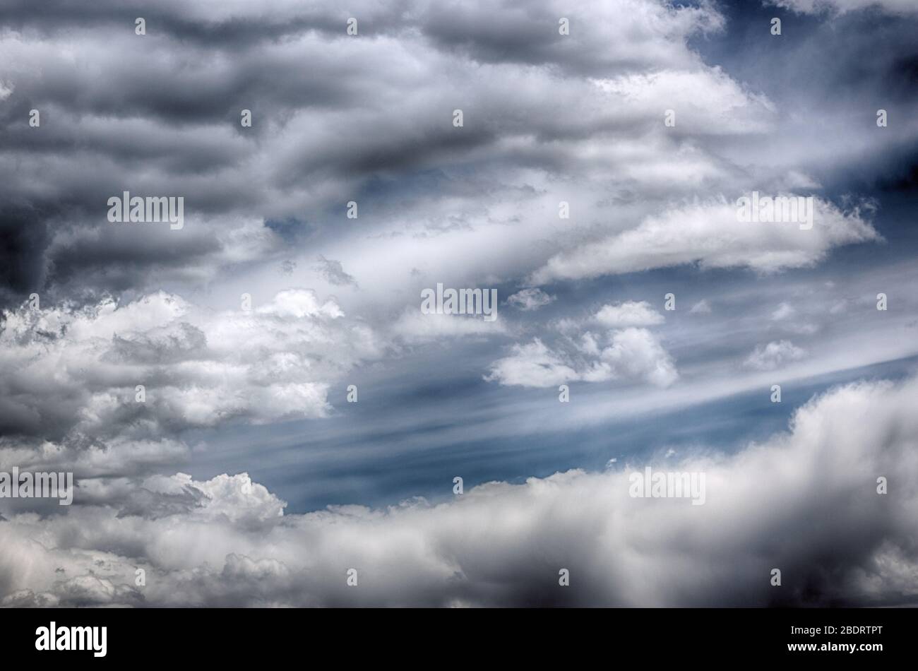 Stratus Clouds in the Colorado Sky Stock Photo - Alamy
