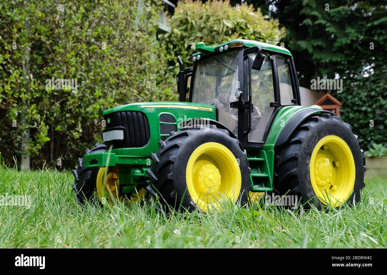 Big John Deere farm tractor Stock Photo - Alamy