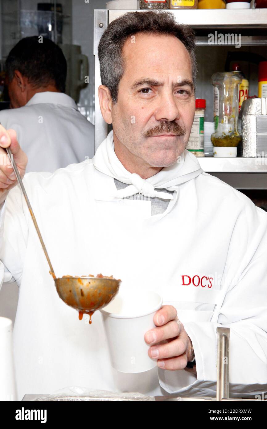 The Soup Nazi aka Larry Thomas pictured at Doc's Gourmet Cafe And Soup ...