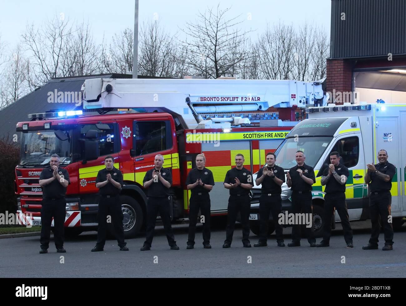Saluting the nhs hi-res stock photography and images - Alamy